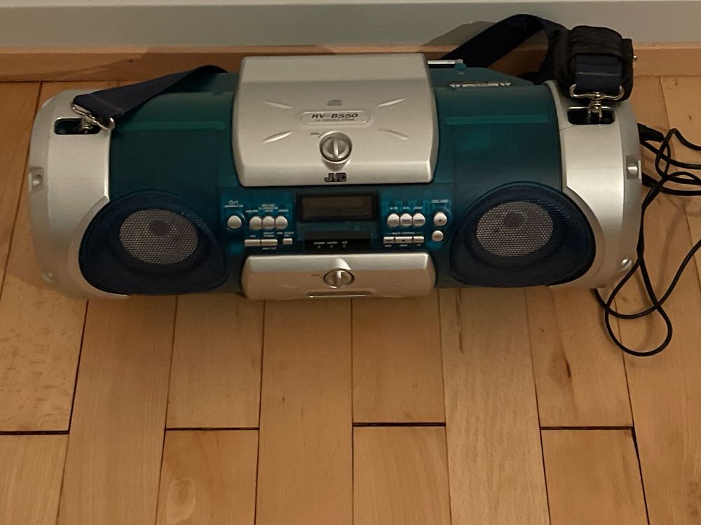 JVC RV-B550 Ghettoblaster | Kaufen auf Ricardo