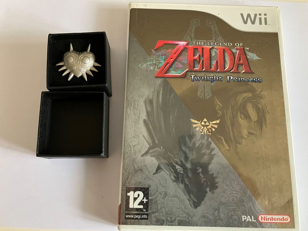 Zelda Twilight Princess + Hylia-Schild Anhänger, Wii | Kaufen auf Ricardo
