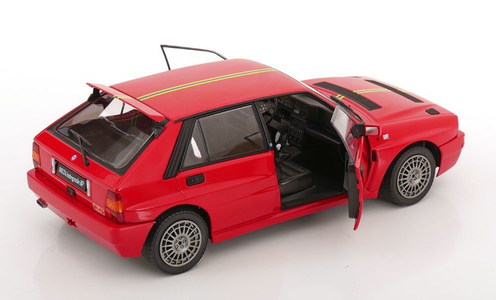 Lancia Delta HF 1995 red 1/18 Solido NEUHEIT (Neu und originalverpackt) in Oberrüti für CHF 66 ...