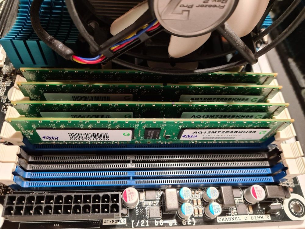 Intel Xeon W3550 + Intel dx58so2 Mainboard + 16gb ECC Combo (Gebraucht ...