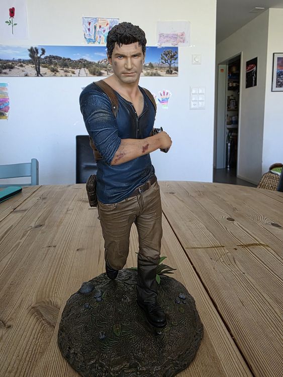 Nathan Drake Figur Uncharted 4 30cm Statue. | Kaufen auf Ricardo
