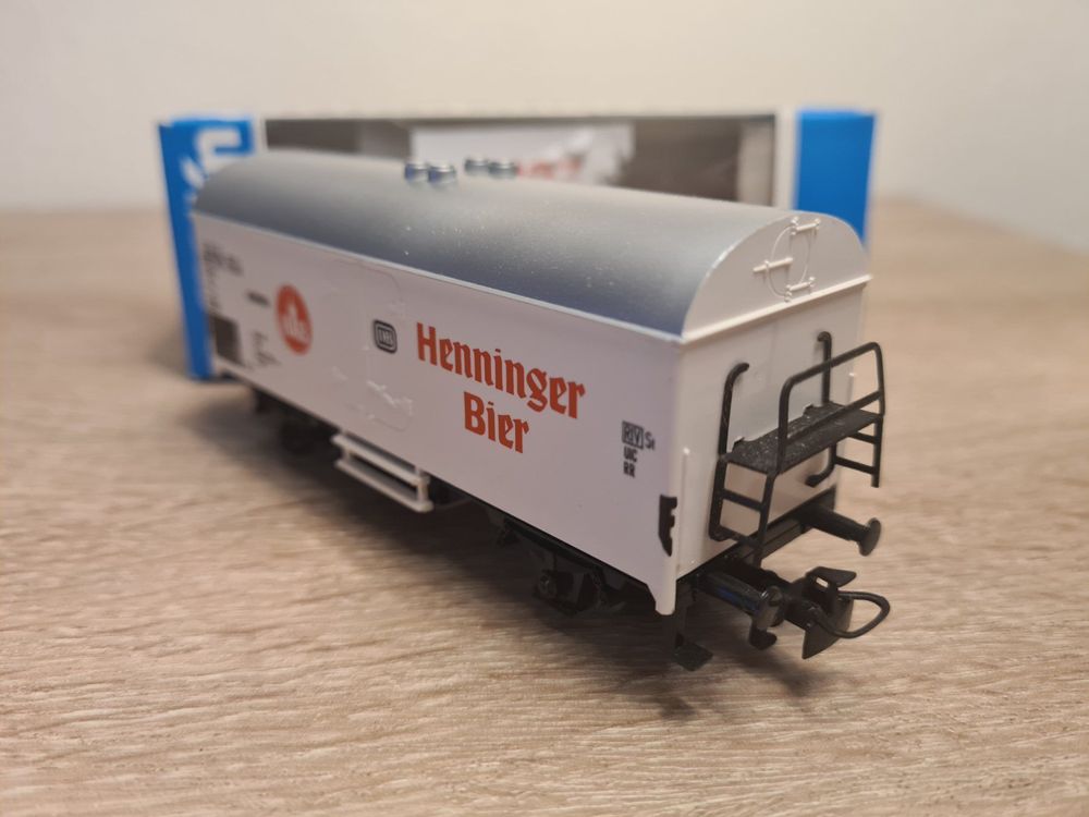 Märklin Kühlwagen Henninger Bier H0 OVP NEU (Neu und originalverpackt) in St-Aubin-Sauges für ...