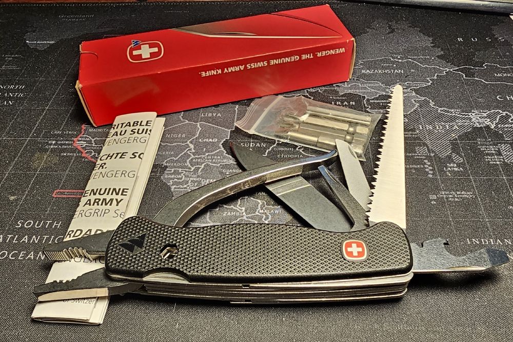 Wenger Multitool NEU (Neu und originalverpackt) in Biel/Bienne für CHF ...