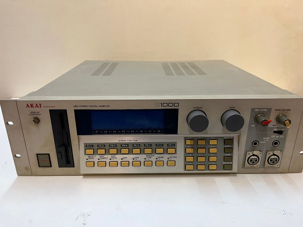 Akai S1000 Sampler (Gebraucht) in Winterthur für CHF 200 – mit ...