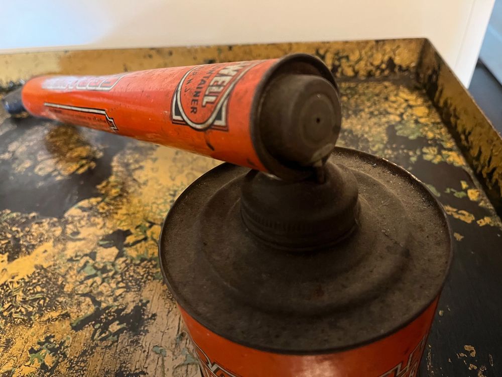 ALTE BLECH SPRAY DOSE UM 1950 TOLLE GRAFIK SELTEN (Gebraucht) in ...