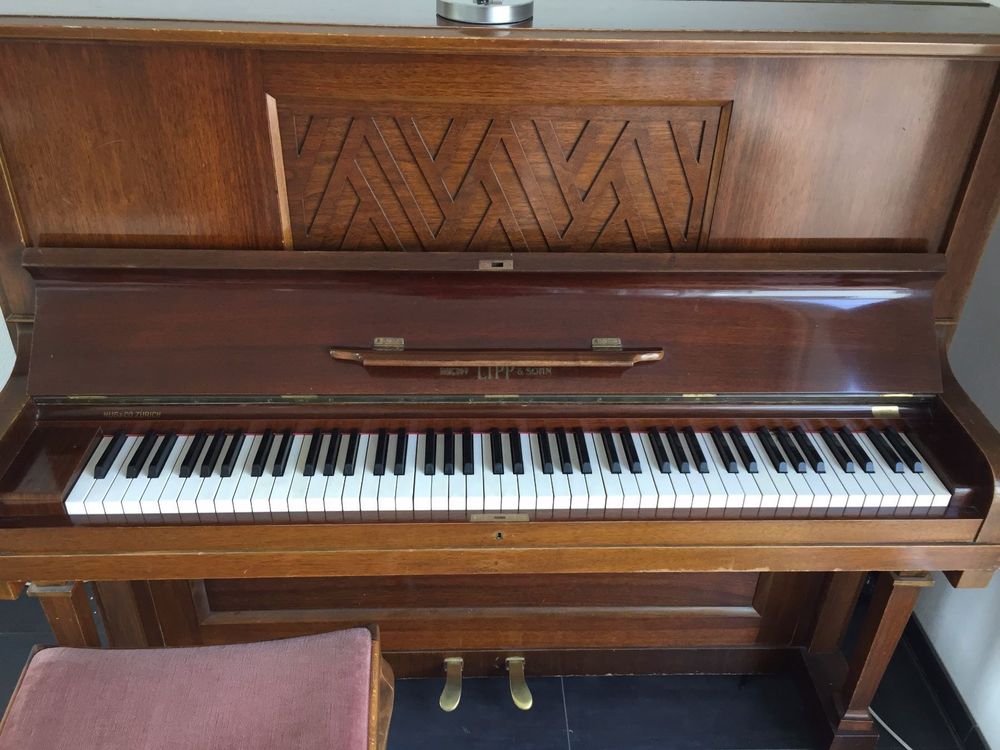 Klavier Richard Lipp & Sohn mit Stuhl (Gebraucht) in Beringen für CHF 1 ...