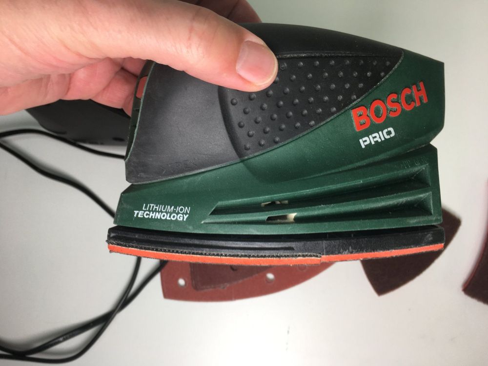 Bosch Prio Handschleifer mit Ladestation (Gebraucht) in Lützelflüh ...