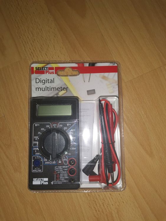 Multimeter (Neu und originalverpackt) in Niederlenz für CHF 6 – nur Abholung auf Ricardo kaufen