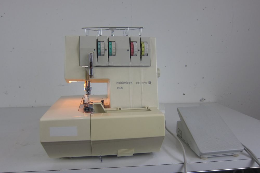 hobbylock 786 (Gebraucht) in Fahrweid für CHF 39 – mit Lieferung auf ...