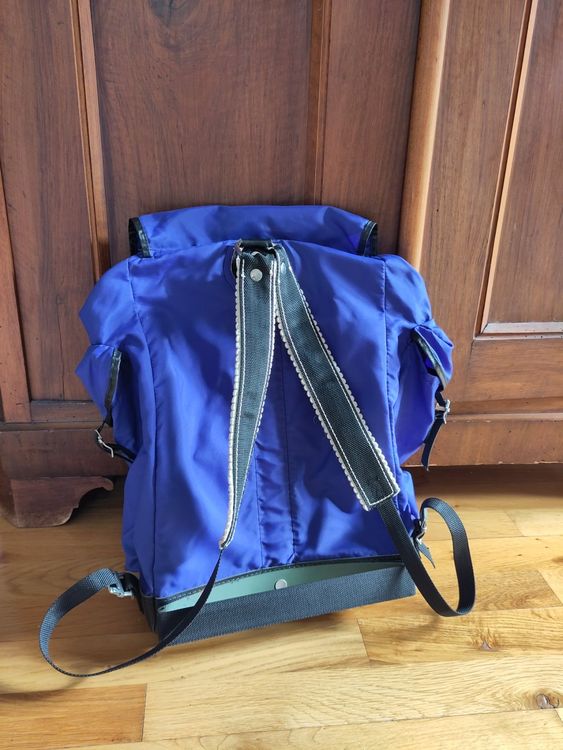 royalblauer Vintage Rucksack mit Leder-Boden (Gebraucht) in Bern für ...