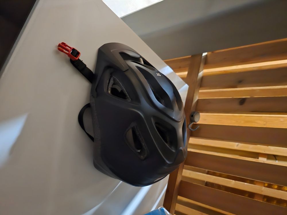Rockrider ST 500 Mountainbike Helm Gr. M, Neuwertig (Gebraucht) in ...