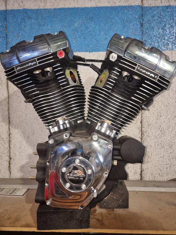 Screaming Eagle 120R Motor (Twin Cam) (Defekt) in Glattfelden für CHF ...