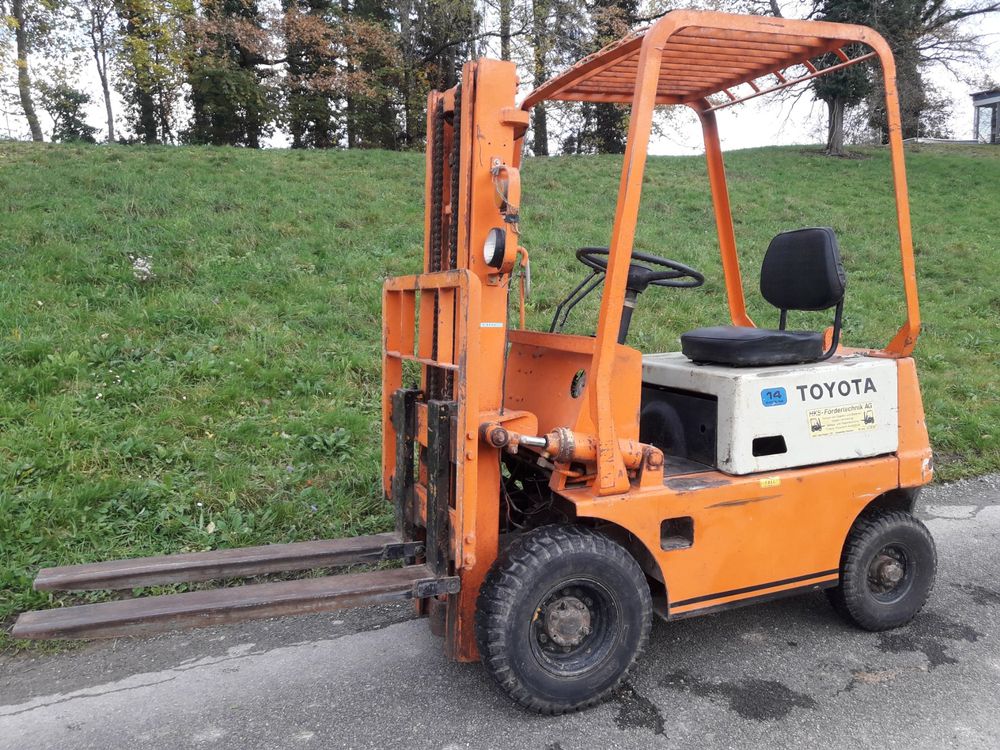 Gabelstapler TOYOTA Benzin (Gebraucht) in Boniswil für CHF 3350 – nur Abholung auf Ricardo kaufen