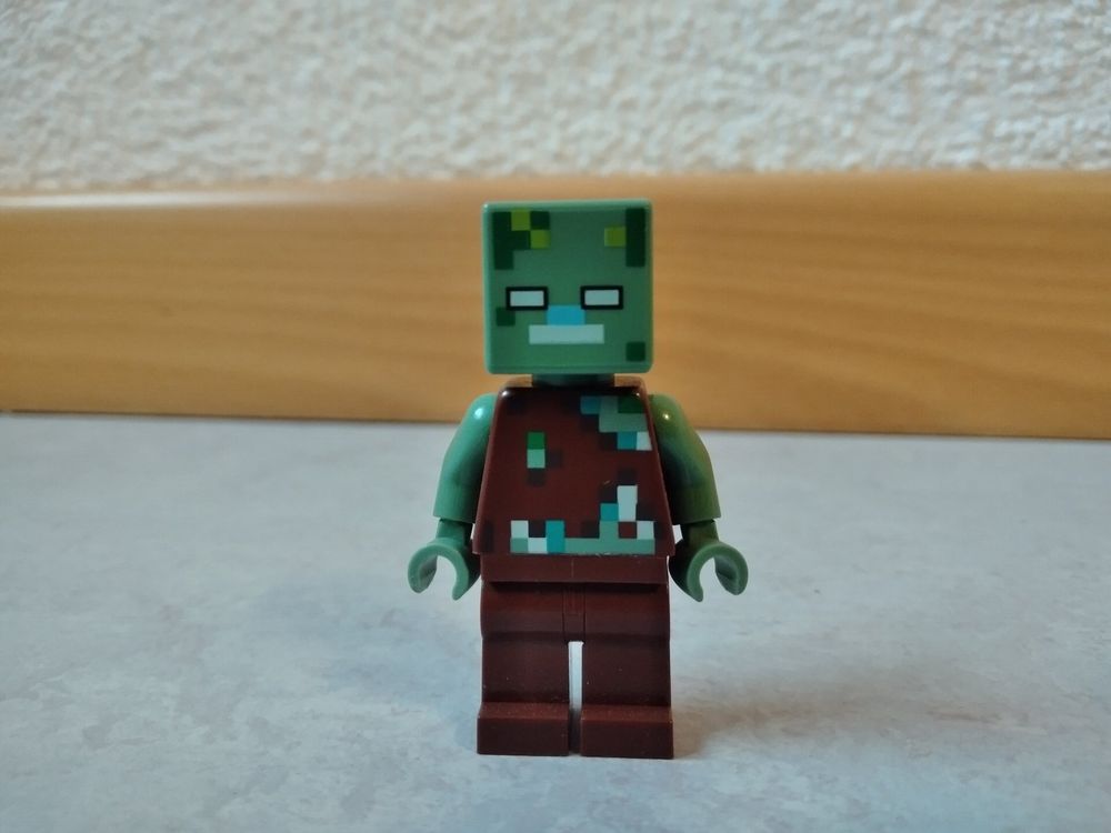 Lego Minecraft Ertrunkener (Gebraucht) in für CHF 1 – mit Lieferung auf ...