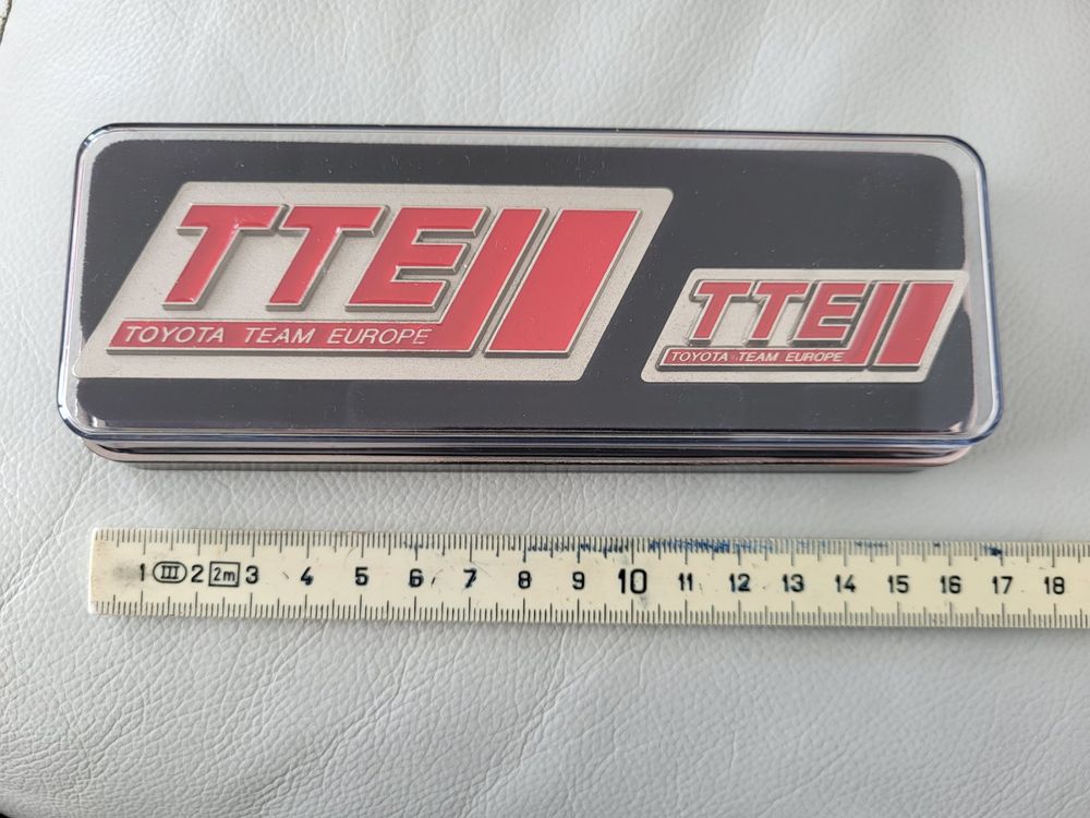 TTE Toyota Team Europe Embleme Badges Metall + Box (Neu (gemäss ...