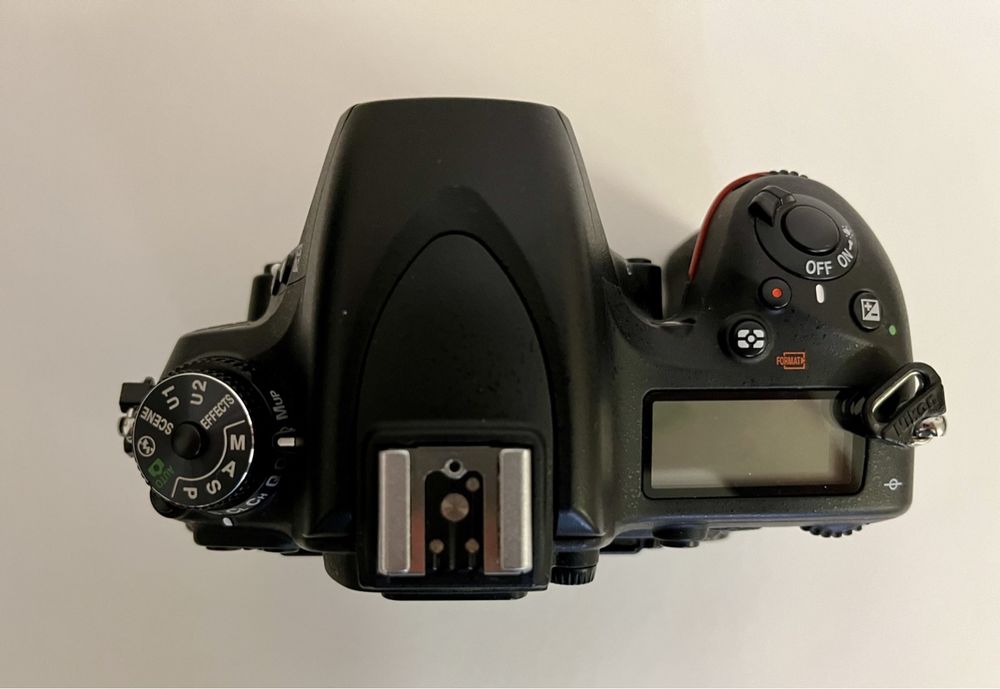 Nikon D750 + 50mm/1.8 Objektiv | Kaufen auf Ricardo