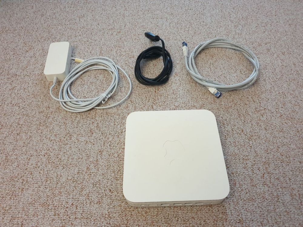 Apple AirPort Extreme Wireless Router (Gebraucht) in Menzberg für CHF ...
