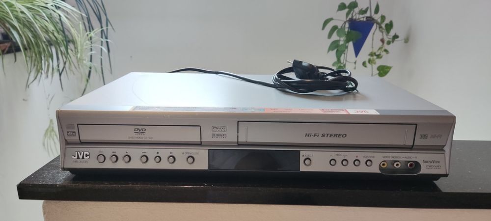 DVD & VHS-Videorecorder Combi HR-XV45 von JVC (Gebraucht) in Schongau ...
