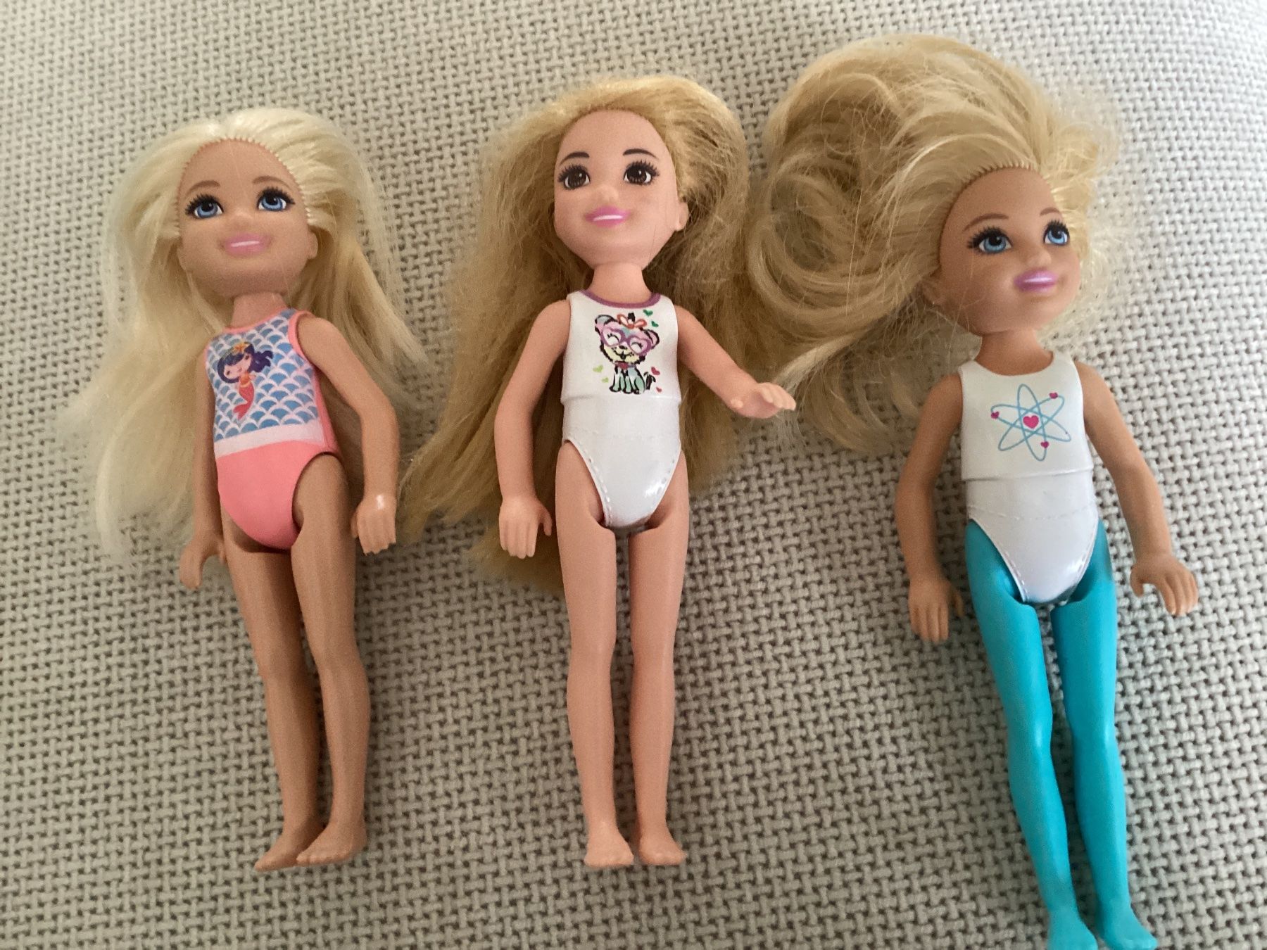 3 Barbie Chelsea poupée (D'occasion) à Bursinel pour CHF 4 – avec ...