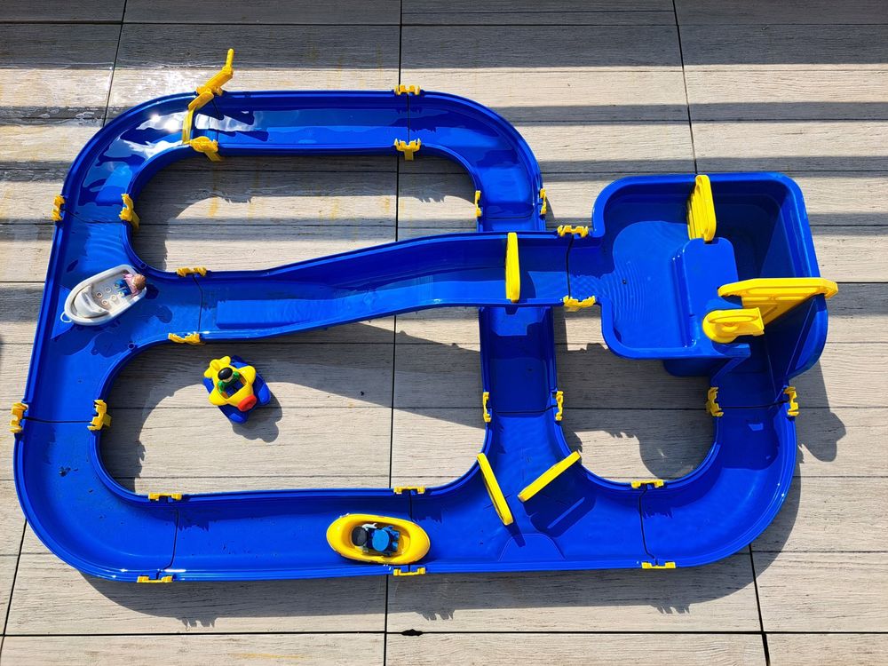 Wasserbahn für Kinder (Gebraucht) in Küssnacht am Rigi für CHF 20 – nur ...