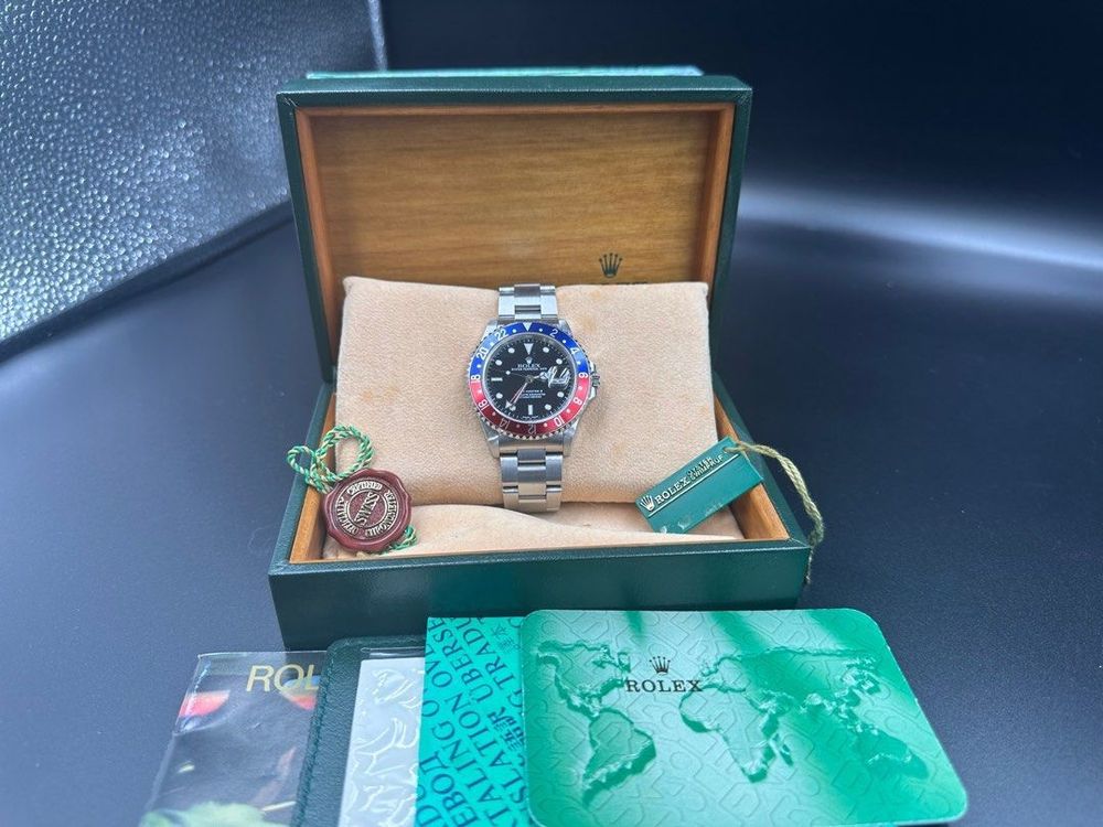 Rolex GMT-Master II 16710 Pepsi (2000) | Kaufen auf Ricardo