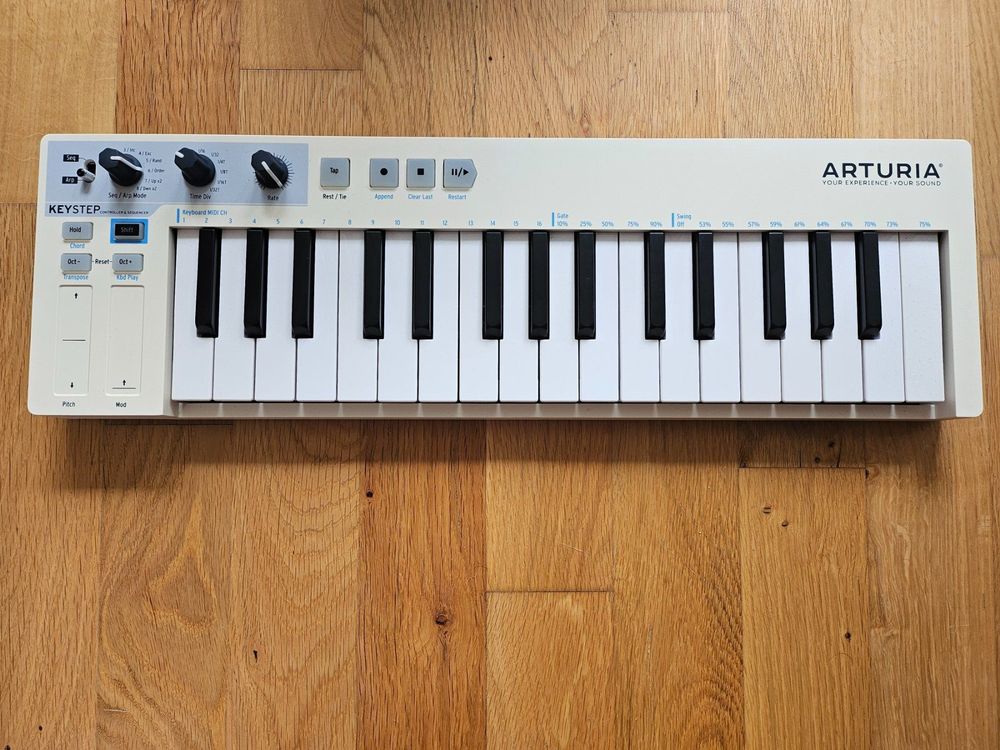 Aturia Keyboard Controller KeyStep (Gebraucht) in Root für CHF 50 – mit ...