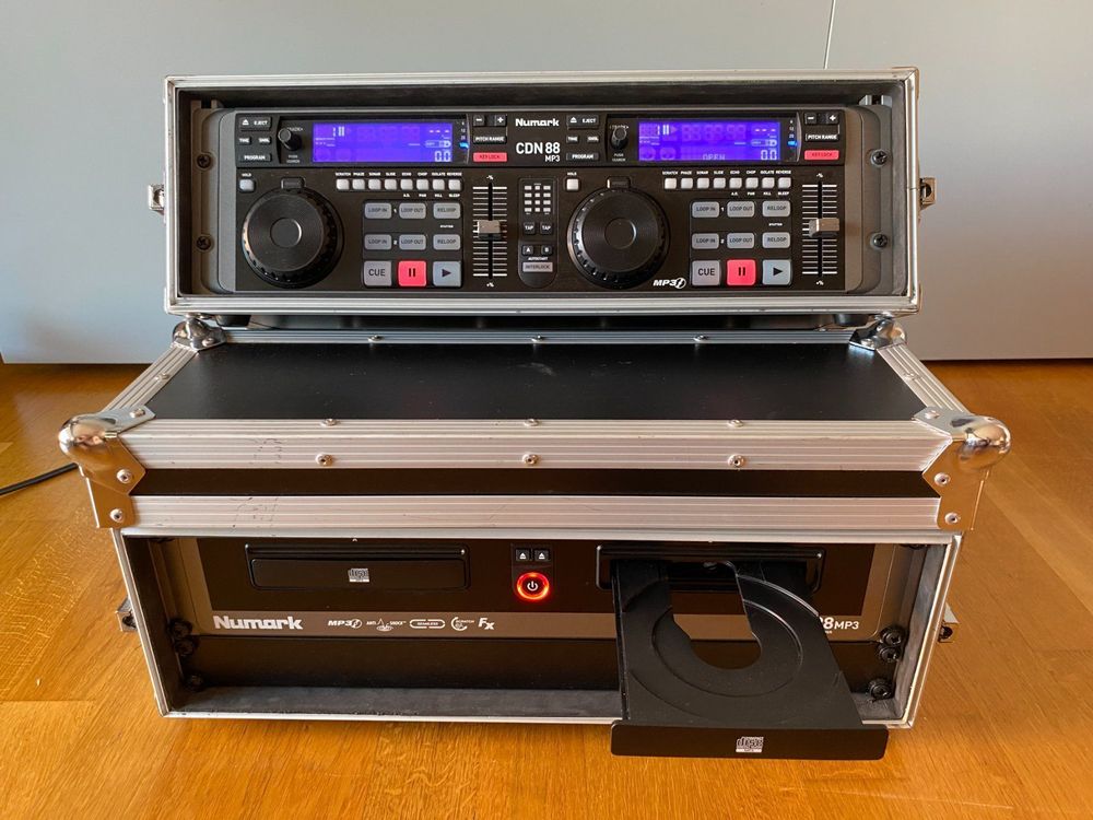 Numark Dual MP3 CD Player CDN88 (2-facher MP3 CD Player) (Gebraucht) in ...