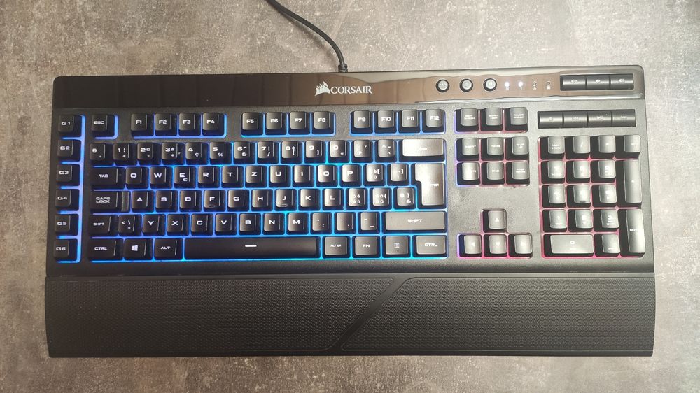 Corsair K55 RGB Gaming Tastatur CH-Layout (Gebraucht) in Sempach für ...