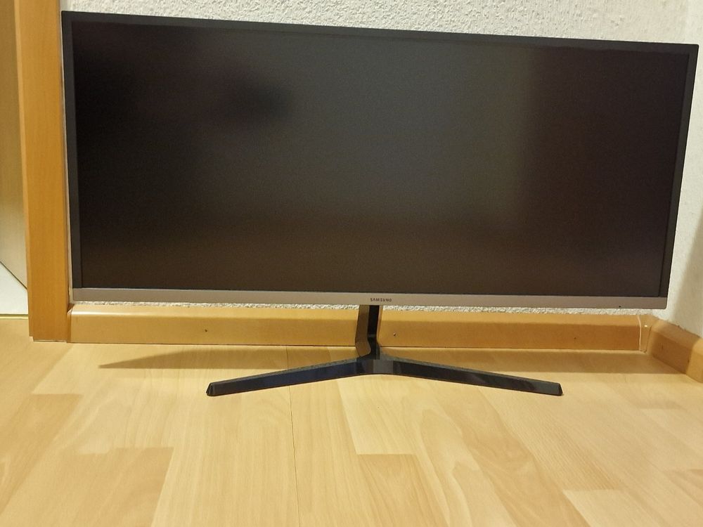 SAMSUNG LS34J550WQRXEN (Gebraucht) in für CHF 175 – nur Abholung auf ...