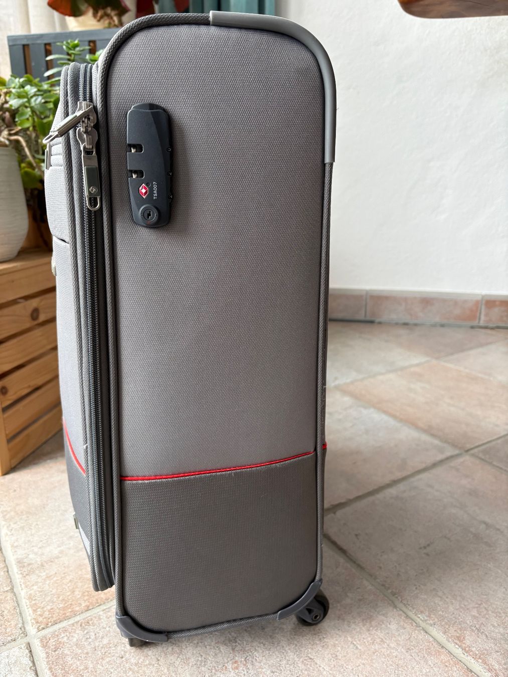 Samsonite Base Boost 55cm 4 Rad Handgepäck Koffer (Gebraucht) in ...