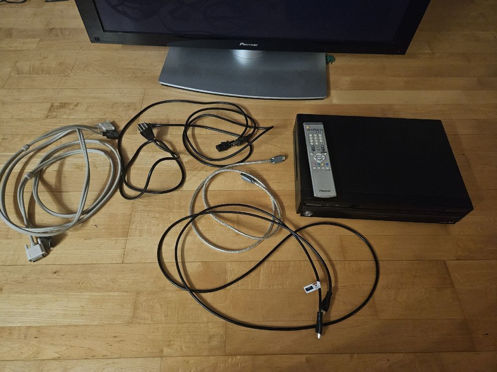 Pioneer Plasma TV PDP-436PE / Denon S-301 (Gebraucht) in Wabern für CHF ...