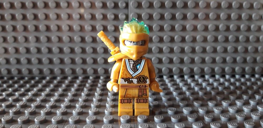LEGO Ninjago Minifigur njo710 - Zane (Golden Ninja) (Gebraucht) in ...
