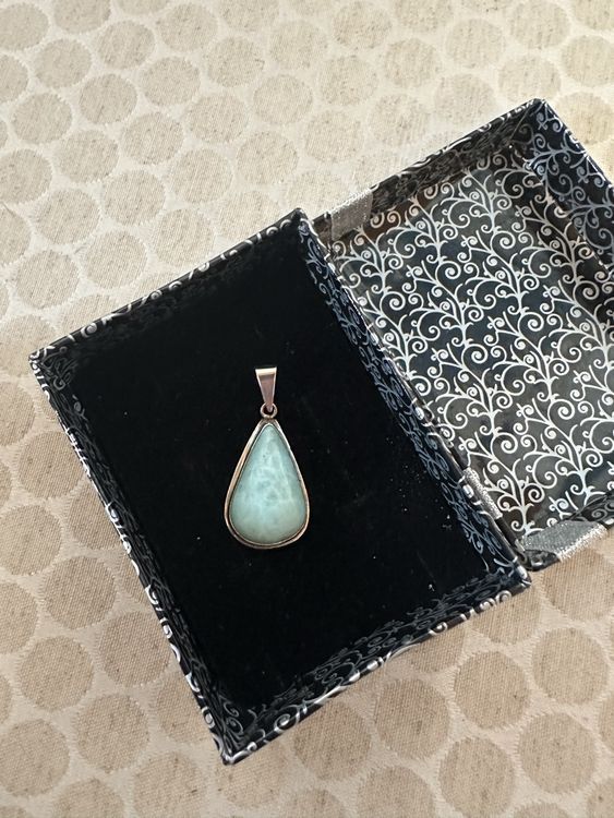 Silberanhänger mit traumhaftem Larimar, Tropfenform (Gebraucht) in Uzwil für CHF 25 – mit ...