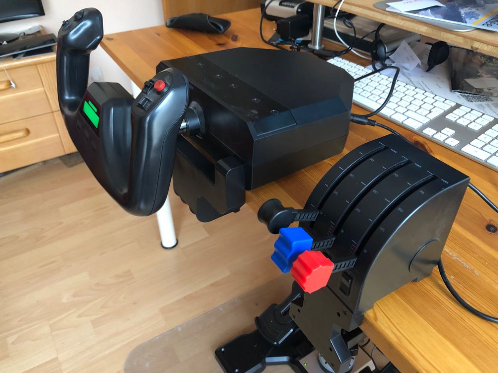 Saitek Proflight yokes system et 3-lever quadrant module (Gebraucht) in Bernex für CHF 50 – mit ...