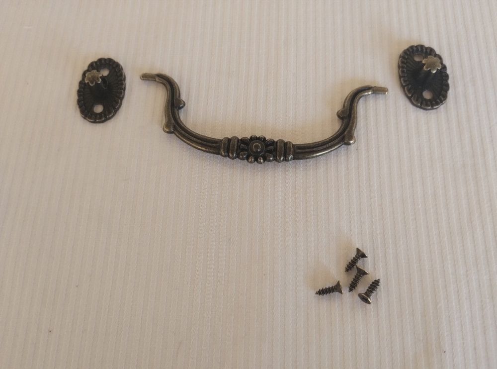 10x Retro-Griff für Schublade, Schrank, Küche, Möbel (Neu und originalverpackt) in Bremblens für ...