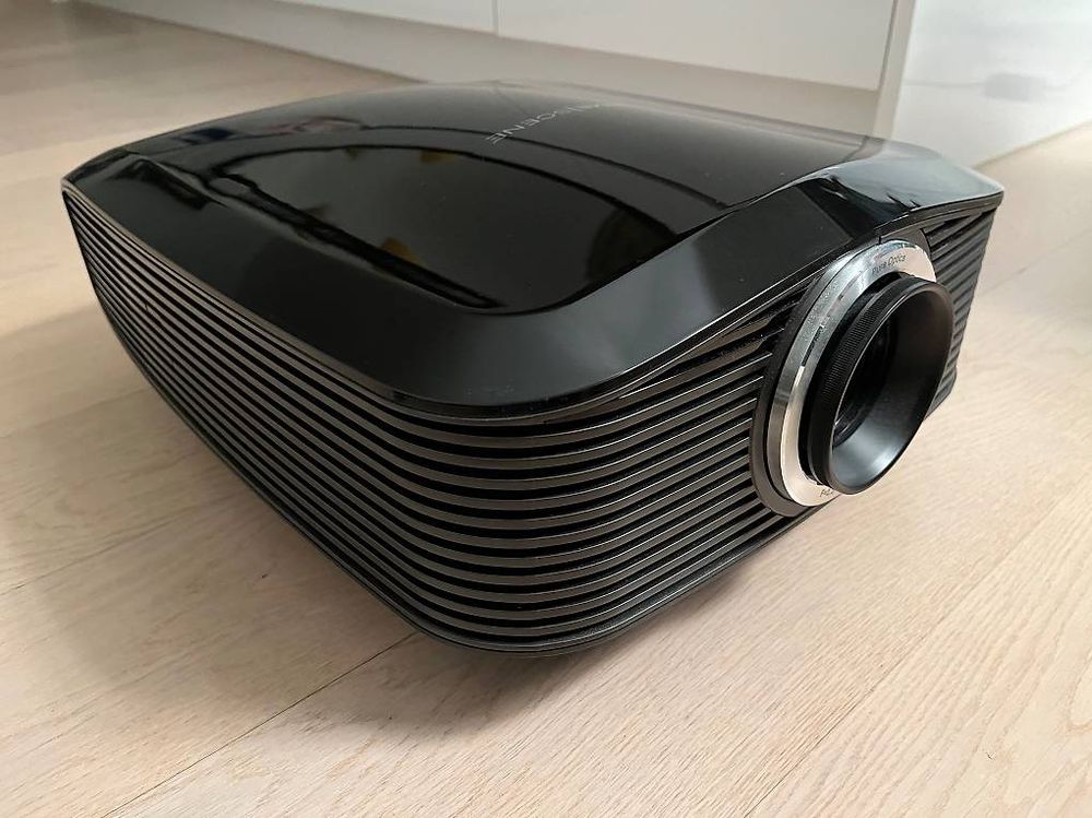 High End Heimkino Beamer Optoma Theme Scene HD82 | Kaufen auf Ricardo