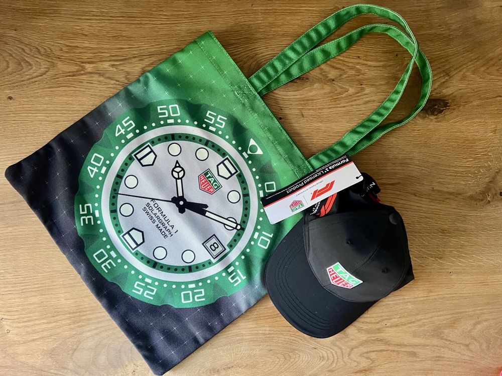TAG Heuer Tasche und Kappe Set, Neu (Neu und originalverpackt) in Davos ...