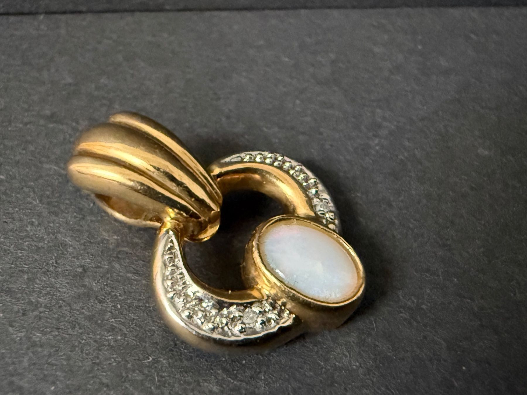 Gold Anhänger mit Opal und Diamanten 333, 8K (Gebraucht) in Spiegel b ...
