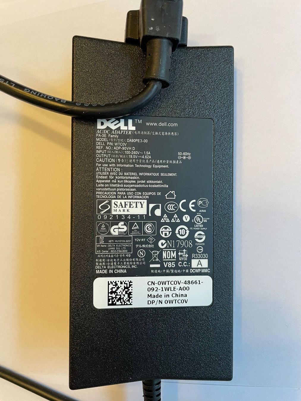 Dell Laptop Netzteil DA90PE3-00, 90W (Gebraucht) in Plasselb für CHF 10 ...