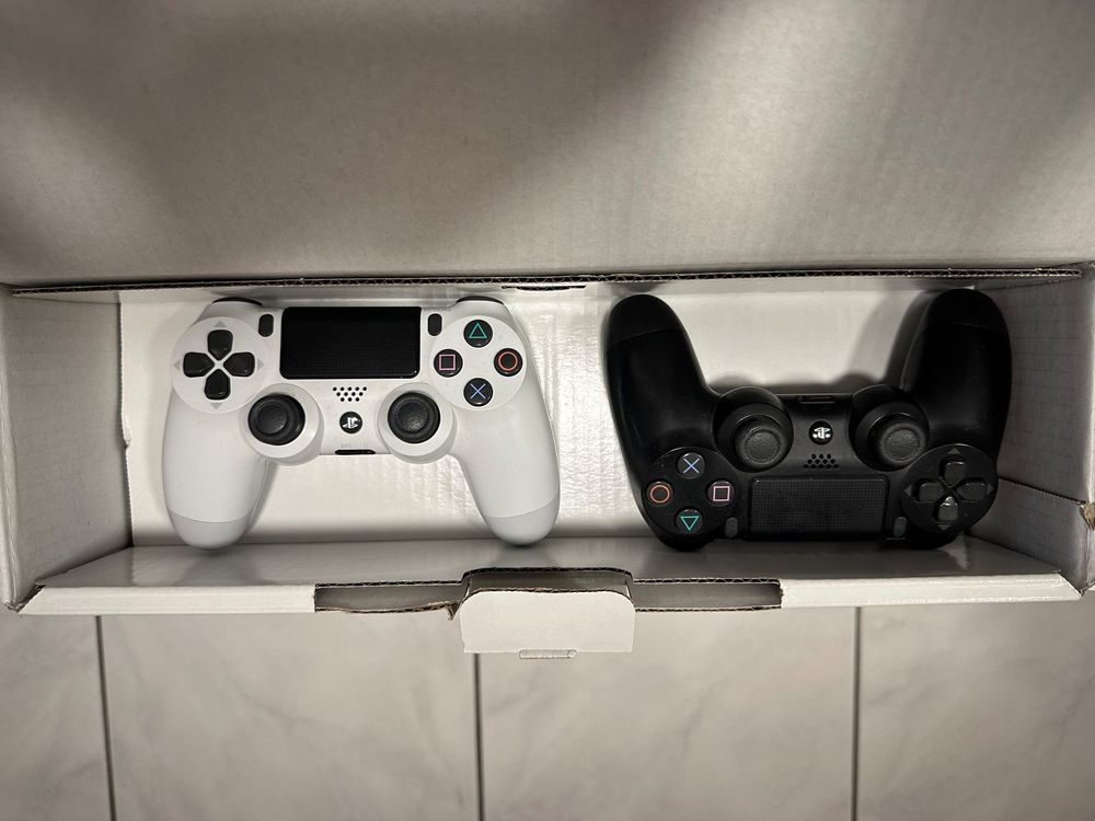 Playstation 4 Pro 1 Tb, 2 Controller + RDR2 & Spiderman (D'occasion) à ...
