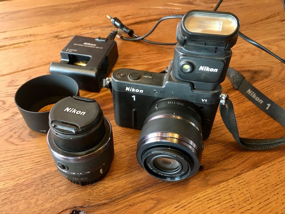 Nikon V1 Systemkamera (Gebraucht) in Schüpfheim für CHF 73 – mit ...