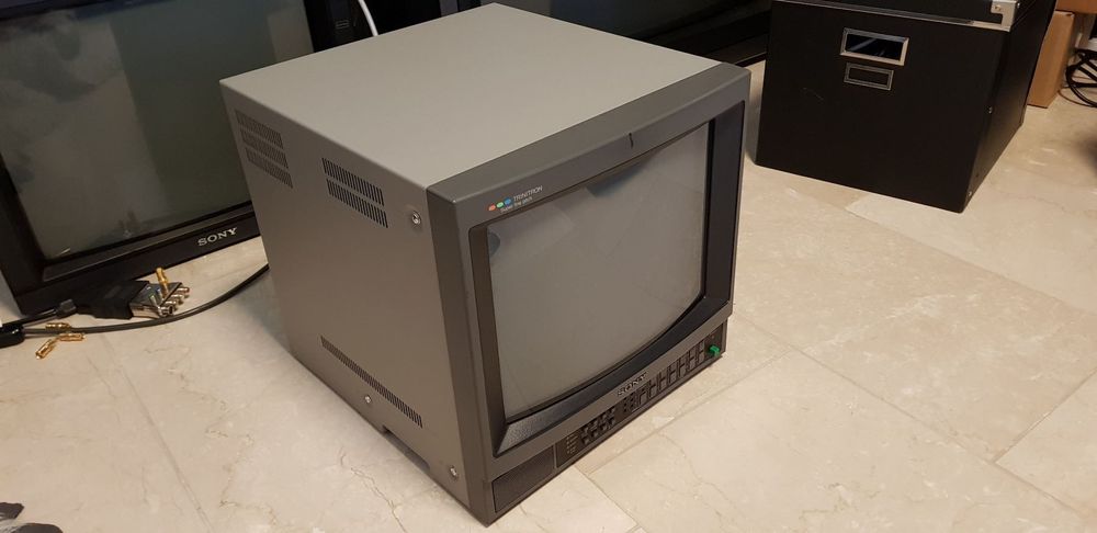 Sony Trinitron PVM-1444QM (Gebraucht) in Zürich für CHF 300 – nur ...