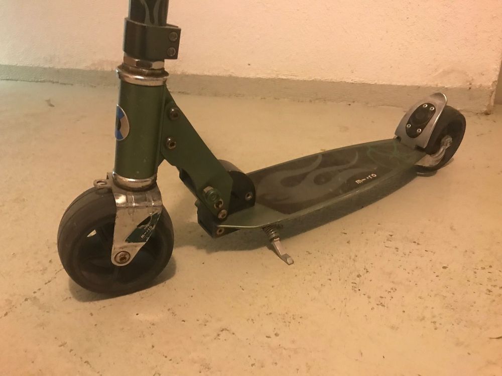 Kiki Scooter Trottinett (Gebraucht) in Schattdorf für CHF 10 – mit Lieferung auf Ricardo kaufen