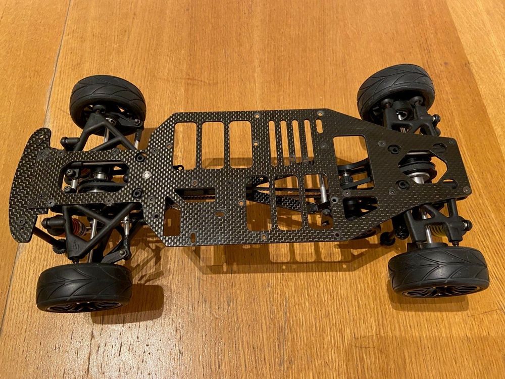 CORALLY 1/10 - châssis C4 Touring - vintage | Kaufen auf Ricardo