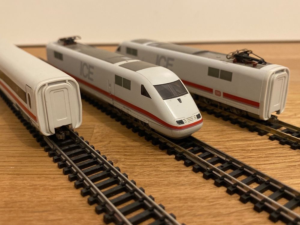 Minitrix 12855 ICE 401 009-6/401 509-5 3-teilig (Neu (gemäss ...