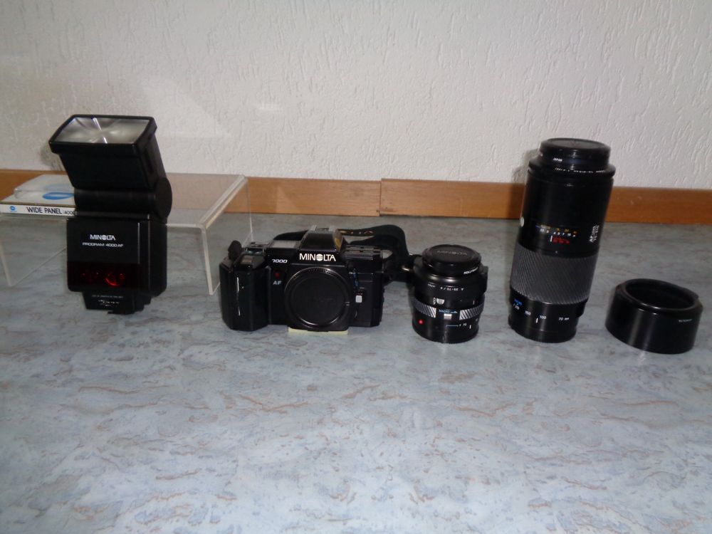 Fotokamera MINOLTA 7000 AF inkl. Zubehör (Gebraucht) in Obergösgen für CHF 25 – mit Lieferung ...