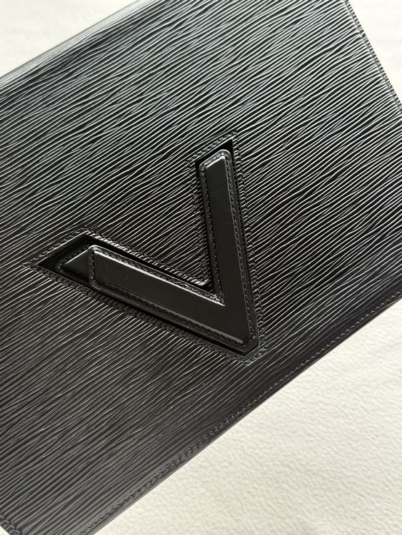 Louis Vuitton Clutch "Trapèze“ (Gebraucht) in Wettingen für CHF 390 ...