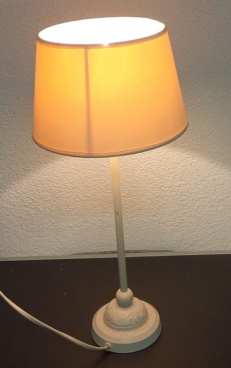 HELLE *LAMPE MIT SCHIRM (DM14/18) UND FUSS (DM10)*/H 42CM | Kaufen auf Ricardo