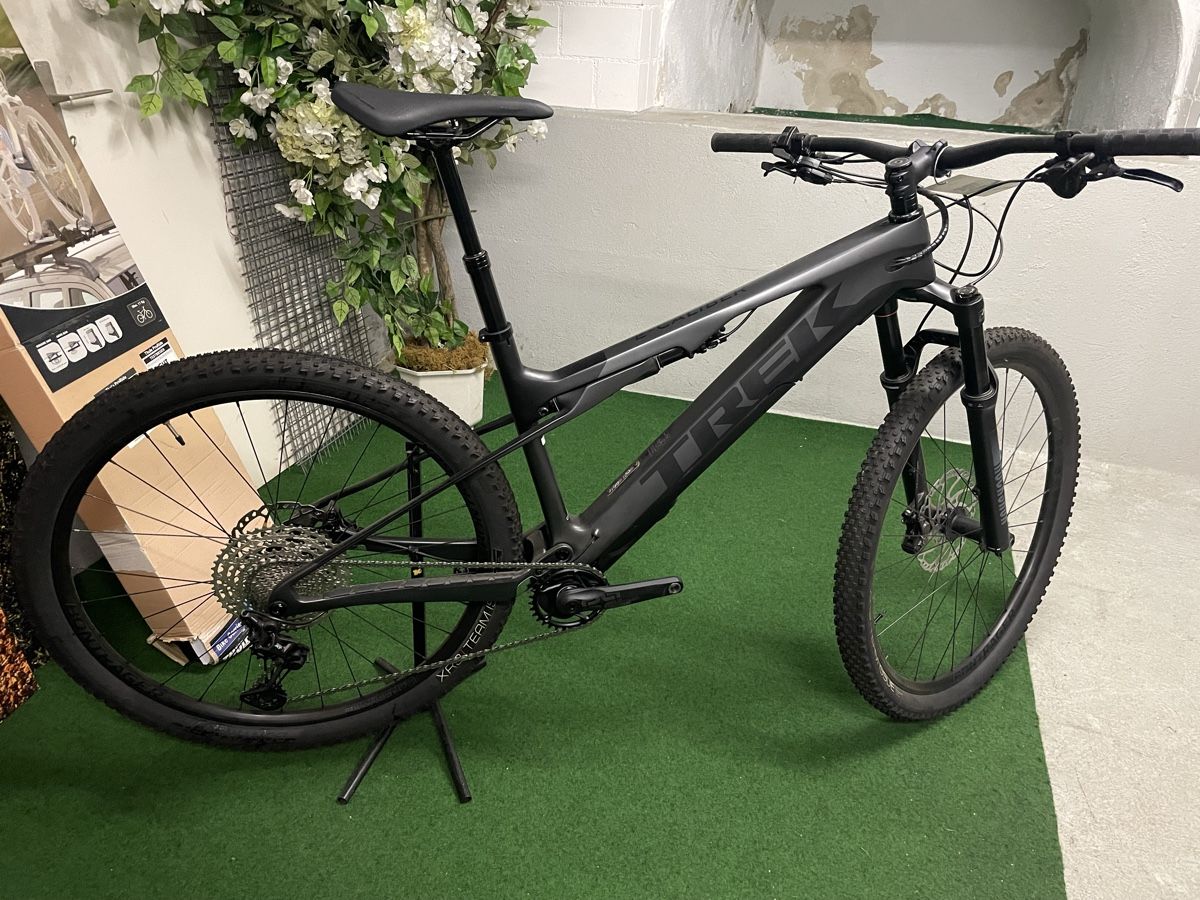 Trek Supercaliber TQ E Bike Neu Defekt (Defekt) in Elgg für CHF 2000 ...