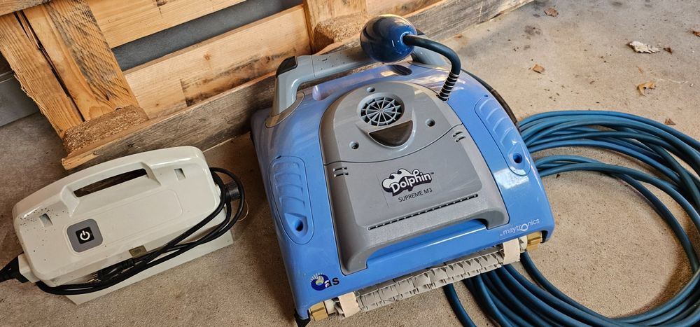 Poolroboter Dolphin Supreme M3 | Kaufen auf Ricardo